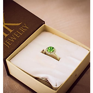 Takar Dainty 14k Yellow Gold Round Cut Genuine Peridot and Diamond Engagement Band Ring (Size 6.75)