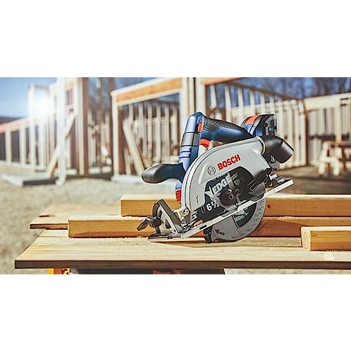 BOSCH GKS18V-22LB25 18V Brushless Blade-Left 6-1/2 In. Circular Saw Kit with (2) CORE18V 4 Ah Advanced Power Batteries