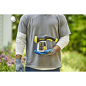 Miracle-Gro Performance Organics Garden Feeder, 12 oz. - Includes First Feeding of Miracle-Gro Performance Organics Plant Nutrition Inside - Feed Vegetables, Flowers and Herbs While Watering