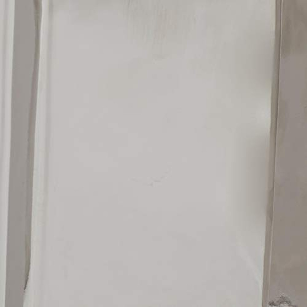 Deco 79 Metal Leaf Wall Decor, 25" x 2" x 44", Silver