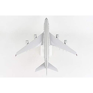 Daron SkyMarks Qatar A380 1/200 w/Gear (SKR1062)