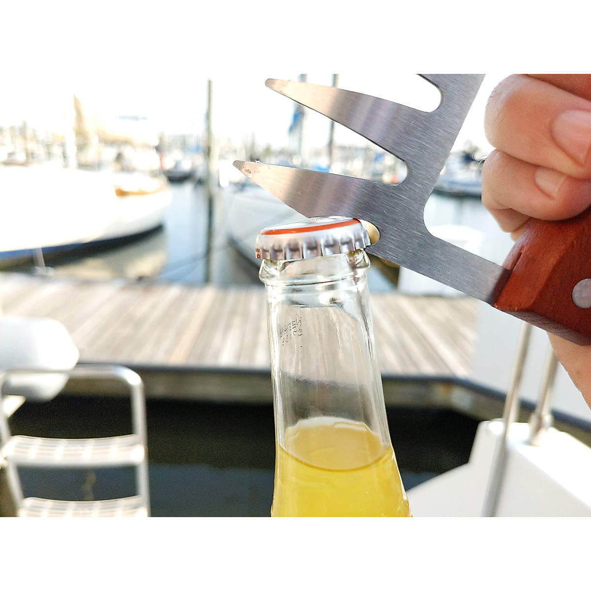 Great American Griller Meat Shredding & Chicken Shredders | Ultra-Sharp Blades & Heat Resistant Handle | Sturdy Wood - Stainless Steel Construction | for Shredding of Meat | Set of 2