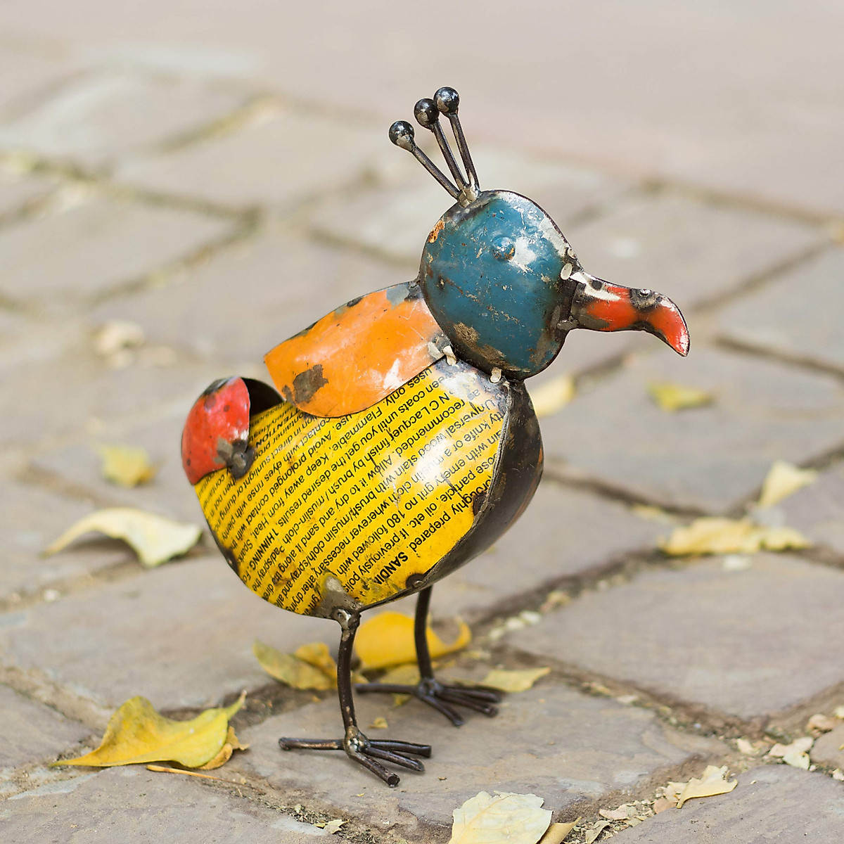 DeKulture Bird with Crest Figurine: Handmade Recycled Iron, Bird Statues for Living Room, Wildlife Decor (9x4x10.5 Inches)