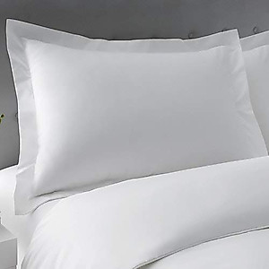 Queen Pillow Shams Set of 2 White 550 Thread Count Super Soft Queen Size Pillow Shams 20"x30" 100% Egyptian Cotton Gorgeous Decorative Bed Pillow Cover (Queen 20"x30", White Solid)