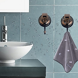 YSSILADI Suction Cup Hooks Heavy Duty Vacuum Suction Shower Hooks Glass Suction Cup Hooks Bathroom Robe Hooks Reusable, No Hole Punched, for Garland Decoration (2 Pack, Antique Brass)