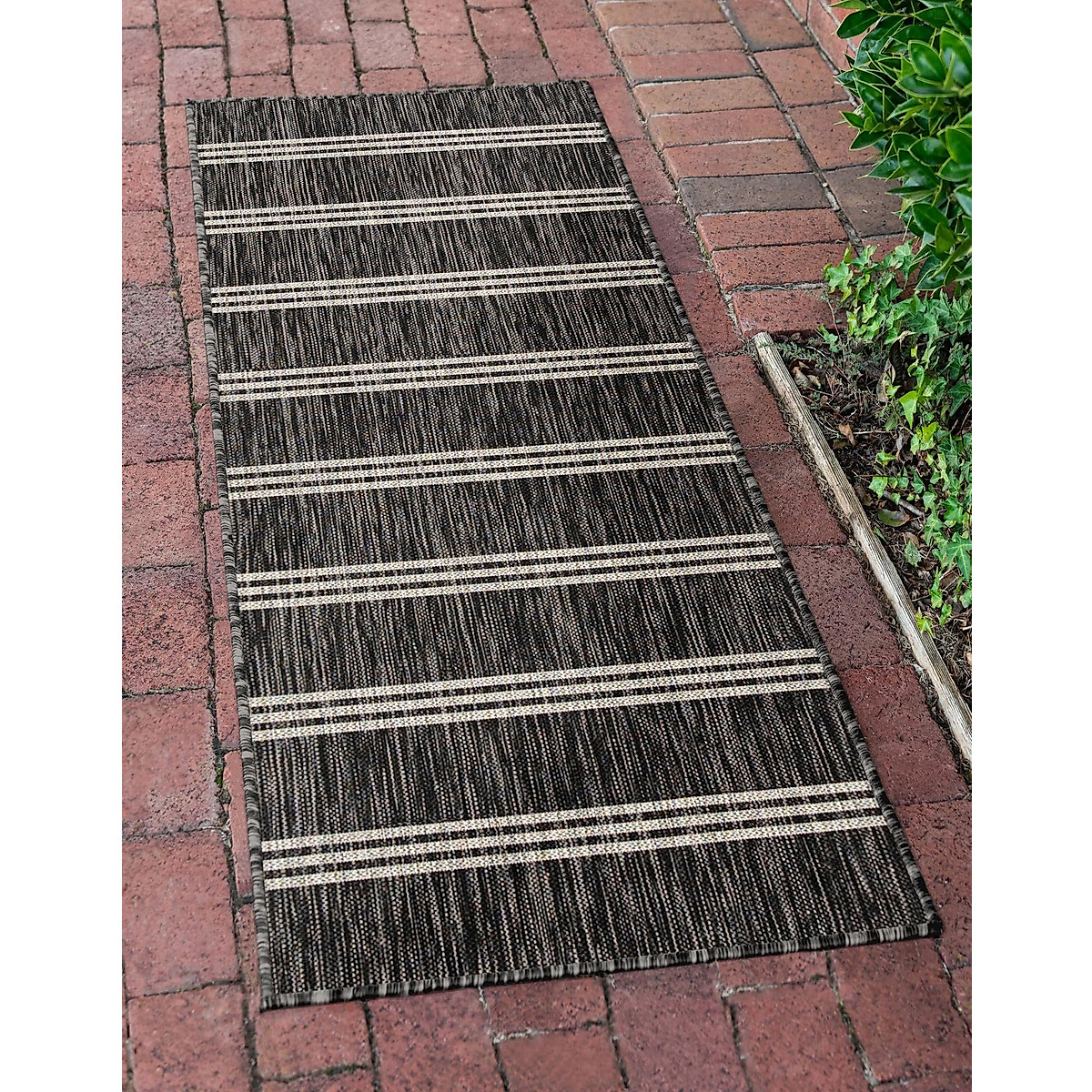 Rugs.com Jill Zarin Outdoor Collection Rug – 2' 7 x 12' Runner Charcoal Flatweave Rug Perfect for Hallways, Entryways