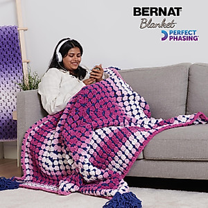 Bernat Blanket Perfect Phasing - 2 Pack of 220 Yards/10.5 oz Forest 100% Polyester Yarn