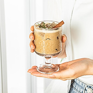 Vintage Romantic Wine Glasses Set of 4, Charming Embossed Floral Decorative Glass Cups Set, Mixed Drink Glasses, for Bars, Restaurants, Party, and Elegant Dinners, 8 oz Goblet Glasses