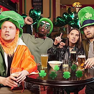 12 Pcs St. Patrick's Day Handmade Delicate Clover Candles St. Patrick's Day Lucky Candles Freestanding Irish Shamrock Green Candles Irish Candle Decoration for Festival Party Home Decoration