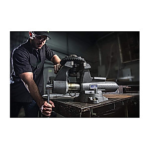 Wilton Mechanics Pro Bench Vise, 4-1/2" Jaw Width, 4" Jaw Opening, 3-1/2" Throat (Model 845M)