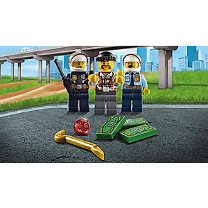 LEGO City Police Tow Truck Trouble 60137 Building Toy (144 Pieces)