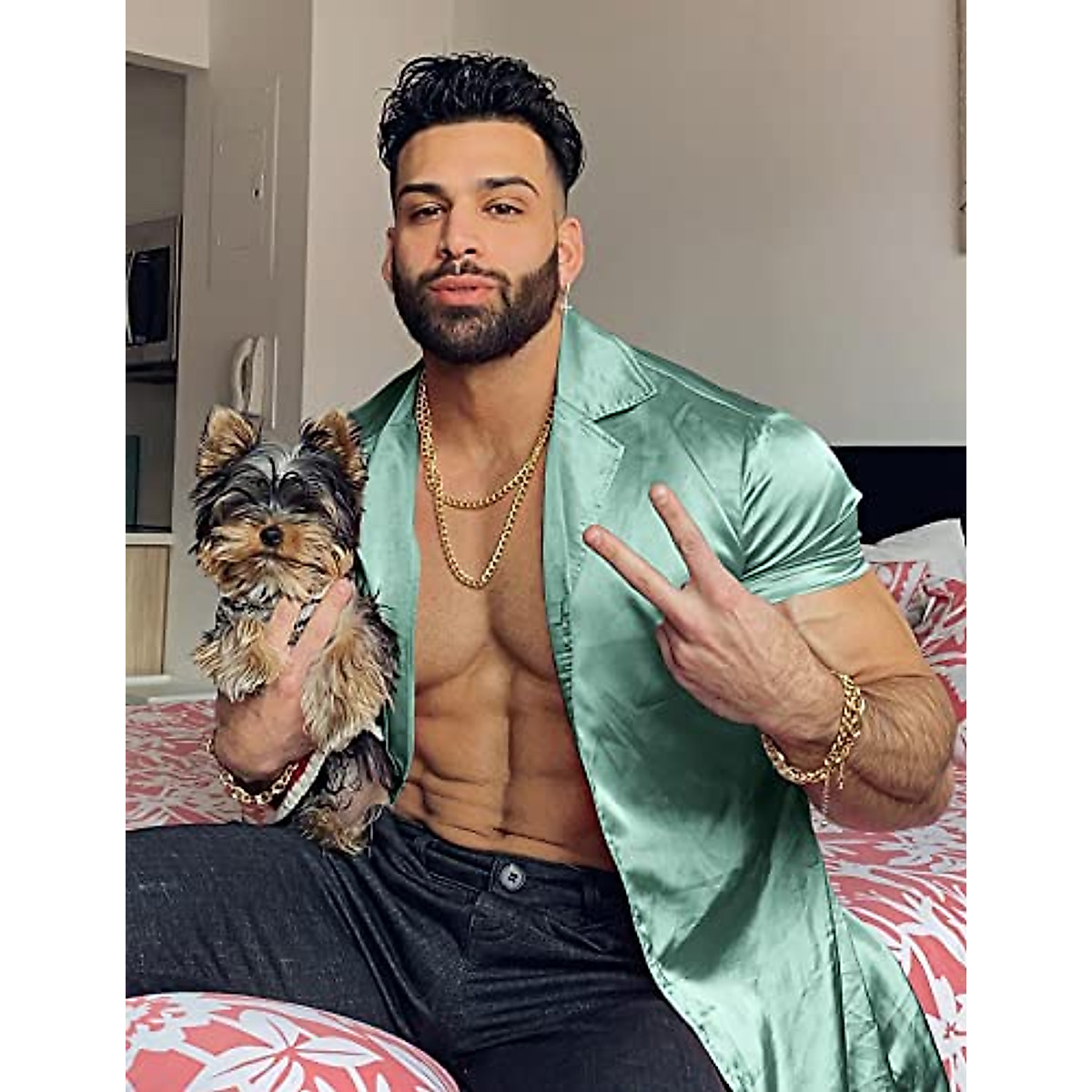 URRU Men's Luxury Shiny Silk Like Satin Dress Shirt Cuban Collar Short Sleeve Casual Slim Fit Muscle Button Up Shirts Light Green L