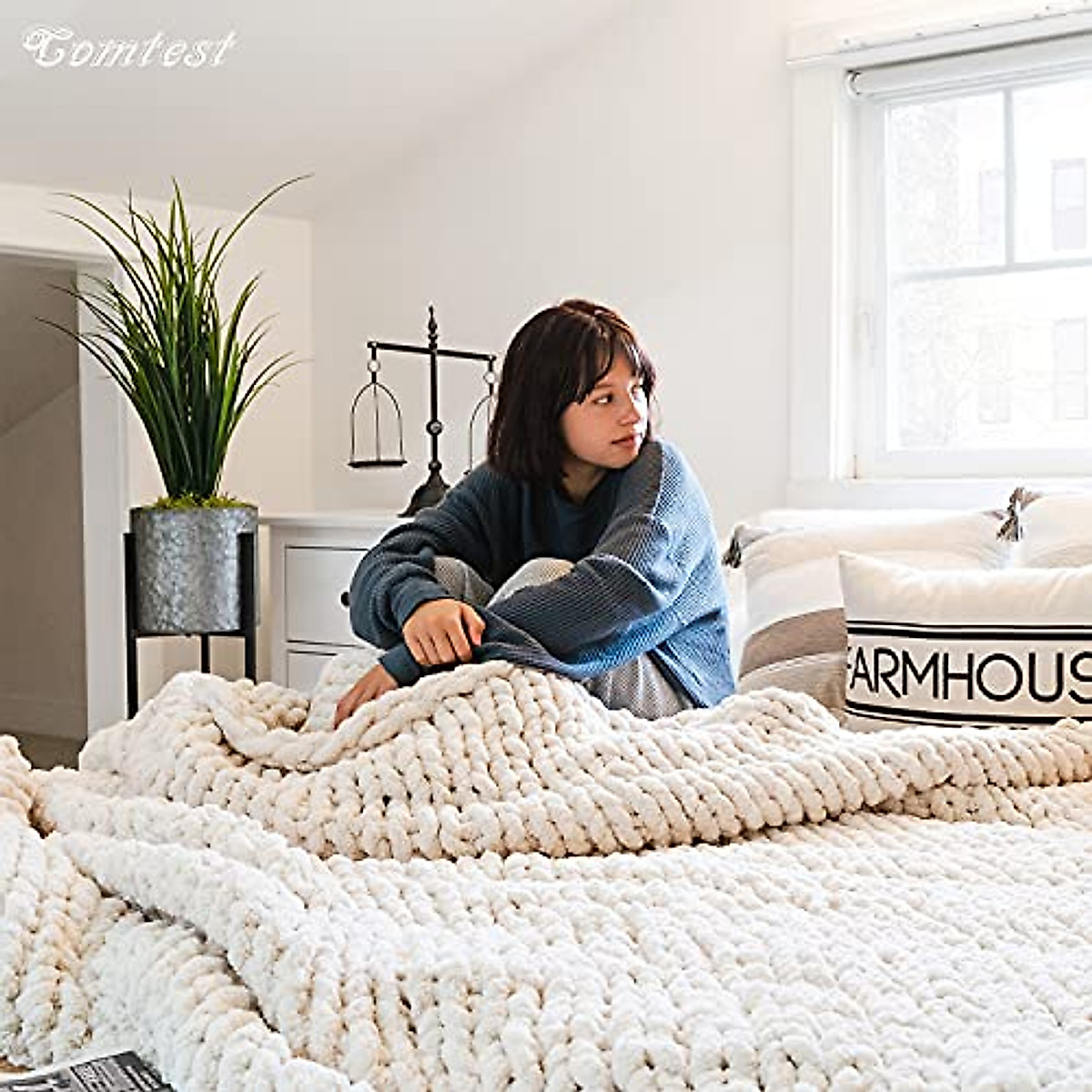 Comtest Chunky Knit Blanket Handmade Soft Throw Blanket Cozy and Warm Cable Knit Blanket for Sofa ＆Home Decor,Beige 40''x80''（Three Seater Sofa/Twin Size）
