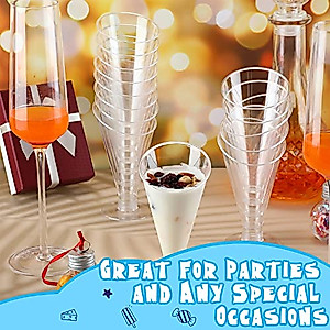 Nuogo 50 Pack Clear Dessert Cups Spoons Mini Dessert Cups Spoons 4oz Plastic Martini Glasses Disposable Dessert Cups Appetizer Cups for Home Gatherings, Events, Parties, Weddings, Serving, Tasting