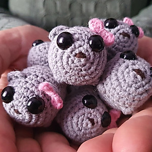 Agromusk Cute Sad Hamster Meme Keychain,Crochet Plush Sad Hamster Meme with Bow Key Rings Chains Bag Charms Kawaii Girl Hamster Handmade Gifts Decor