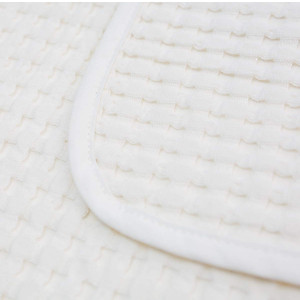 lulujo Soft Cotton Baby Blanket, Waffle Weave (Vanilla)
