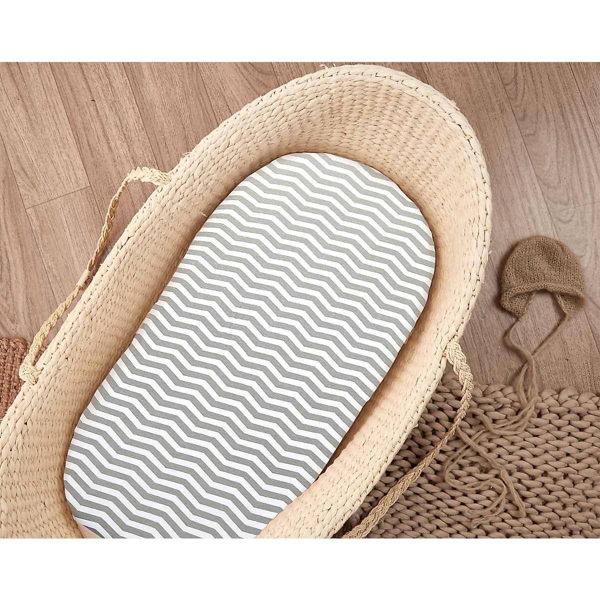 Baby Bassinet Sheet Set for Boy and Girl, 3 Pack Organic Universal Fitted for Oval, Hourglass & Rectangle Bassinet Mattress, Fitted Sheets Size 32 x 16 x 4 Inches, Grey-White