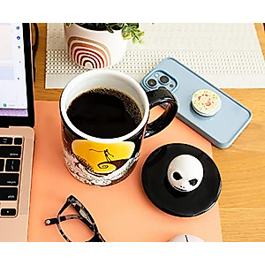 Disney The Nightmare Before Christmas Jack Skellington Spiral Hill 18-Ounce Ceramic Mug With Sculpted Lid