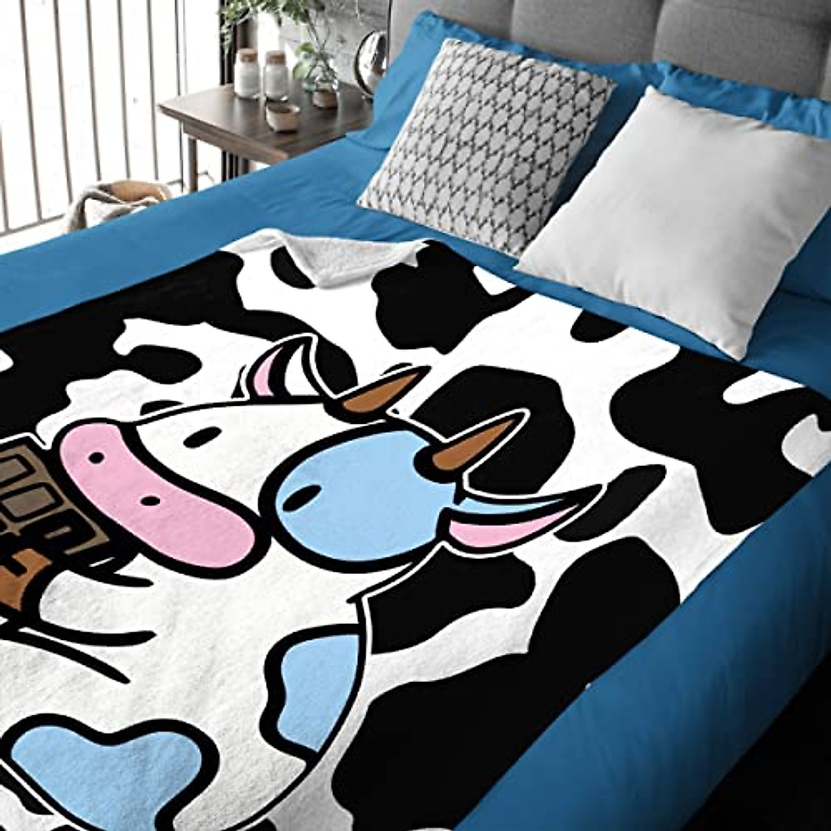 AUSMART Cute Cow Print Throw Blanket Flannel Microfiber Luxury Warm Soft Cozy Blanket for Couch, Car, Bed Sofa Dorm Water Beds Gift X-Small 40x30In ( Toddler ) Pet