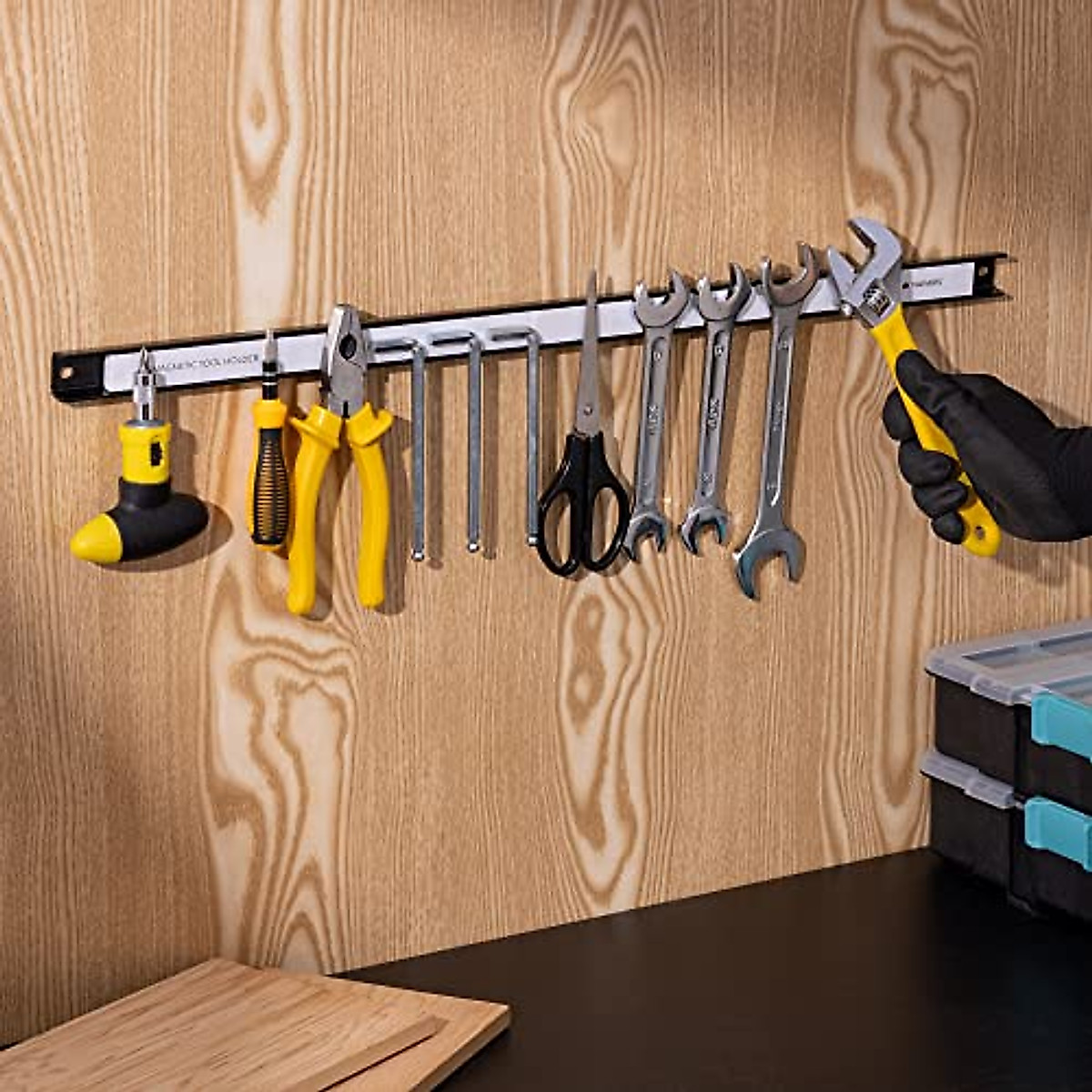 Navaris Set of 3 Magnetic Tool Holder Rack - 24 Inch Heavy Duty Garage Wall Holder Strip for Tools - Tool Bar with Magnet for Screwdriver, Wrench