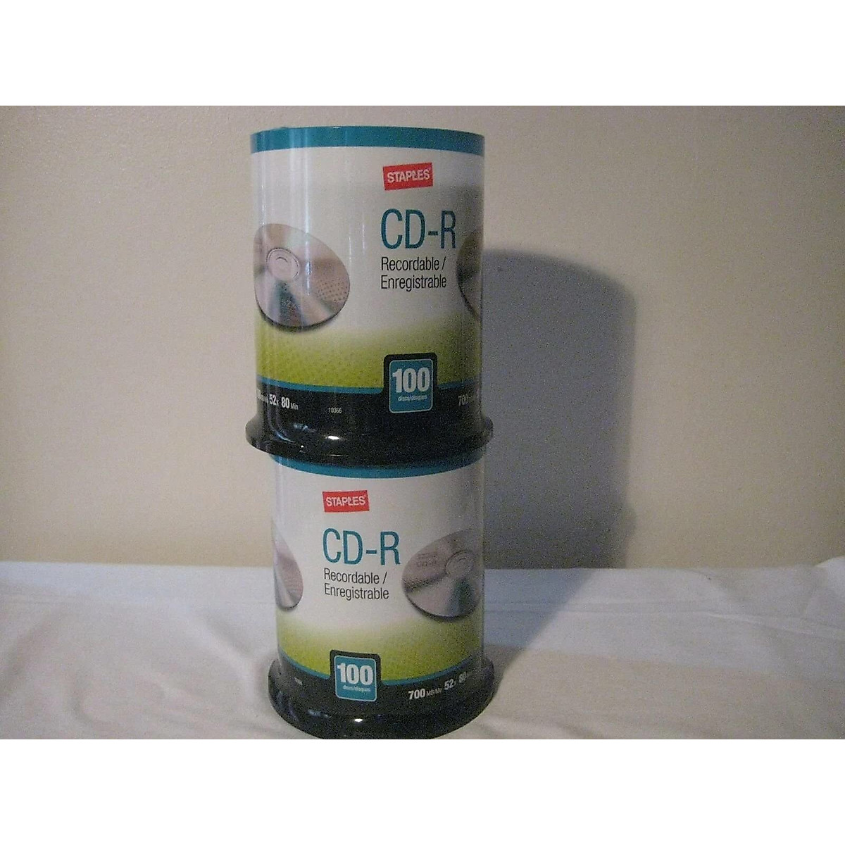 Staples CD-R Recordable/Enregistrable 100 per package (2 Pack)