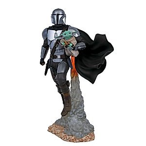 Diamond Select Toys Star Wars Milestones: The Mandalorian & Child Statue, 16 inches