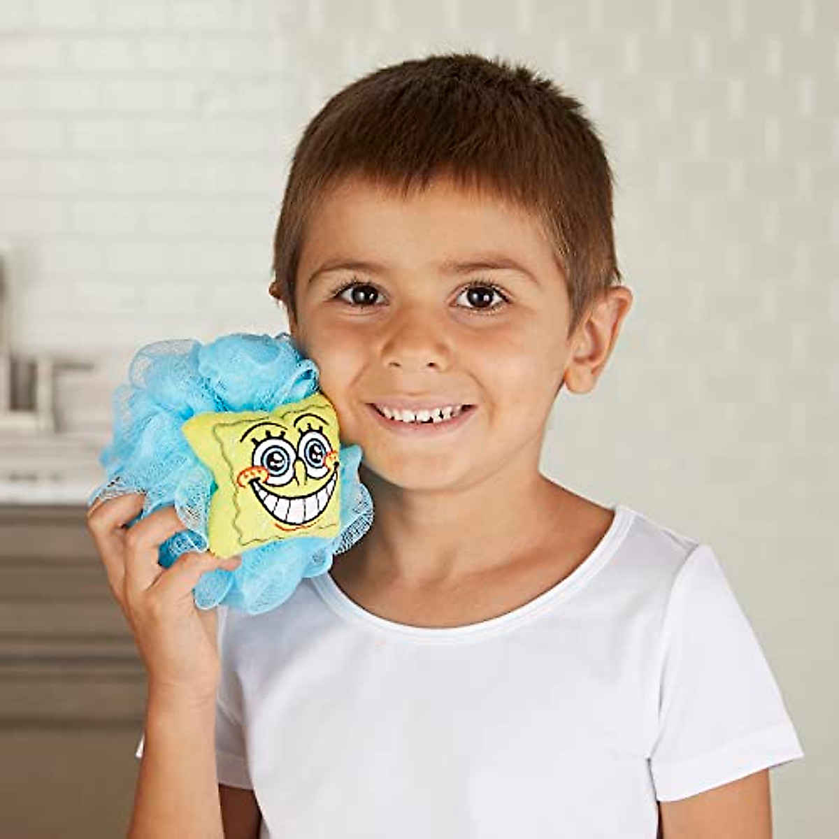 Franco Spongebob Squarepants Kids Bath/Pool/Beach Soft Cotton Terry Hooded Towel Wrap and loofah Set, 24 in x 50 in (Official Nickelodeon Product)