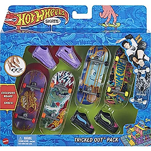 Hot Wheels Skate - Tricked Out Pack - Exclusive Board and Shoes (HGT86)