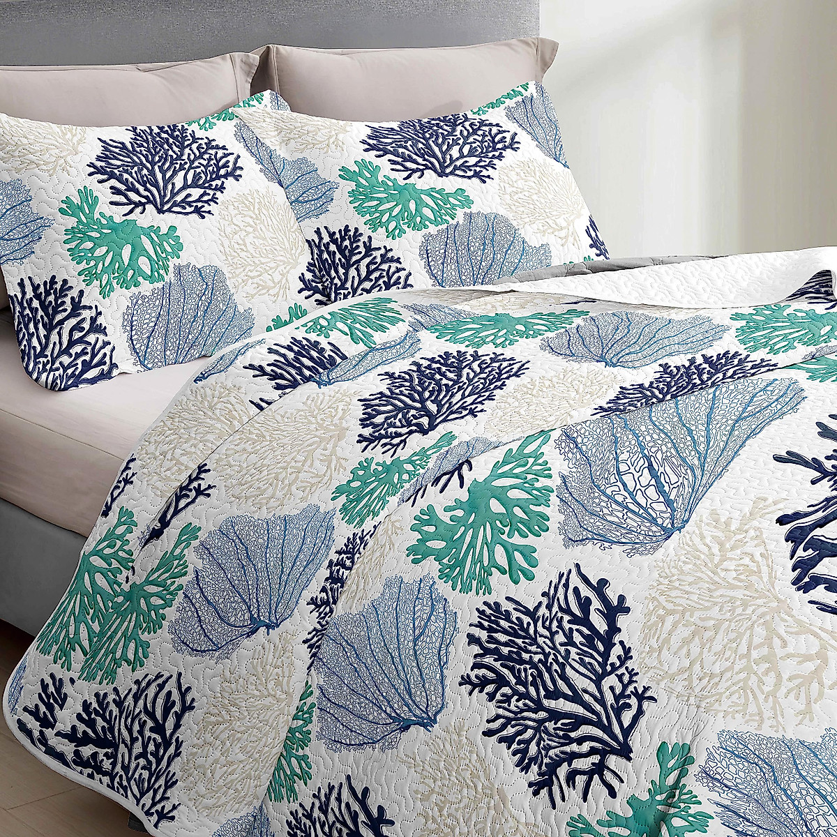 3 Piece Blue Teal Coral Coastal Quilt Sets King Size Nautical Beach Bedding Lightweight Reversible Microfiber Coverlet with 2 Shams Ocean Themed Bedspread Comforter Set for All Season, 96" x 106"