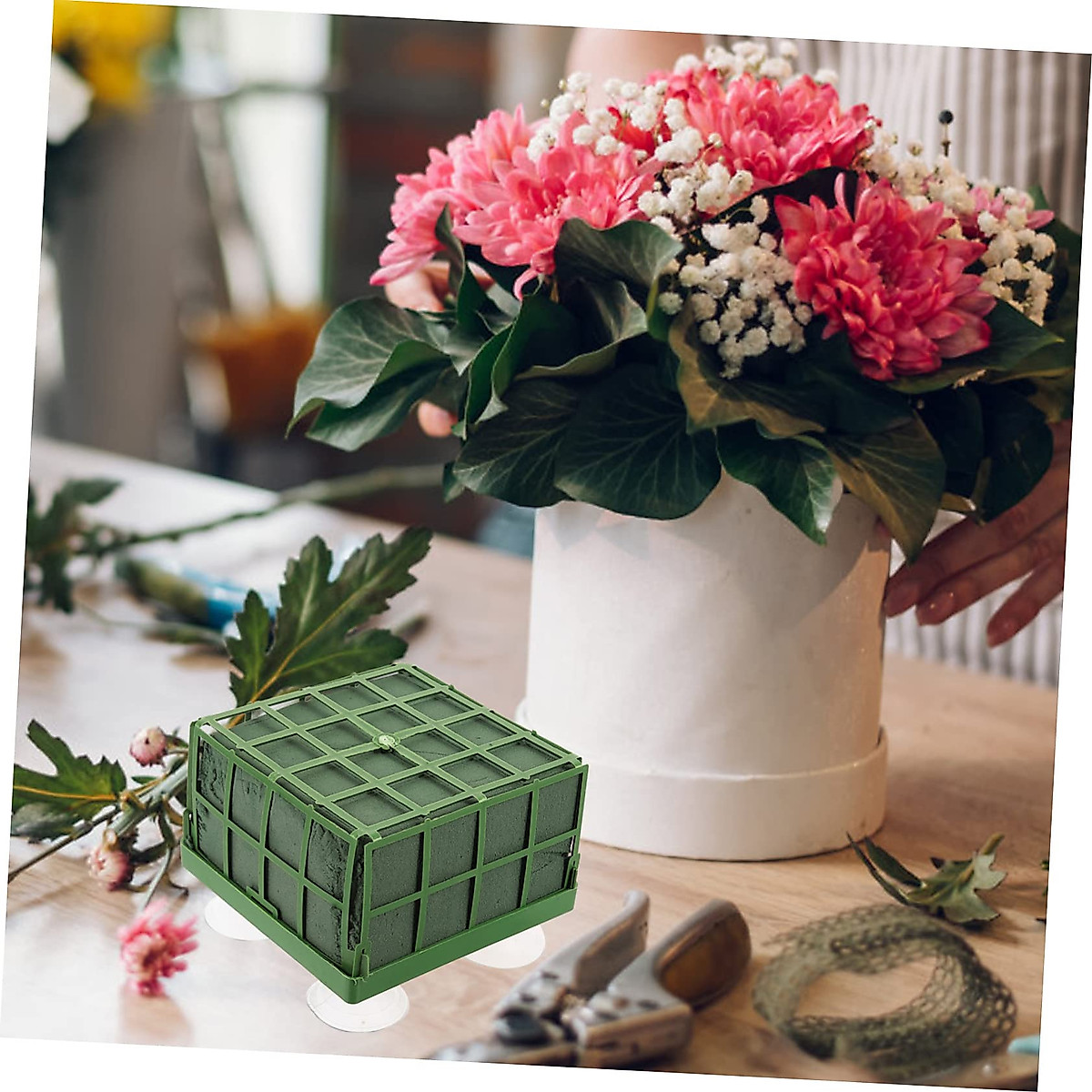 VOSAREA 8 Pcs Flower Sucker Large Flower Cage Holders Flower Arranging Foam Blocks Floral Foams Tray DIY Flower Mud Base Florist Supplies Wedding Car Decoration Arched Suite Plastic