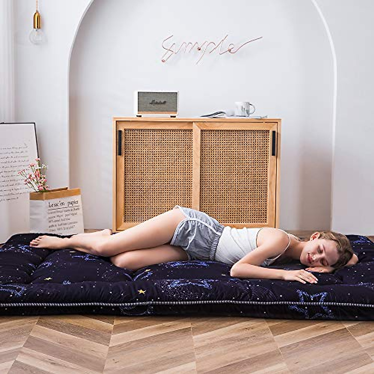 MAXYOYO Black Moon and Star Futon Mattress, Japanese Floor Mattress Folding Tatami Floor Mat Portable Camping Mattress Kids Sleeping Pad Floor Lounger Couch Bed, Thickness：8CM, Full Size