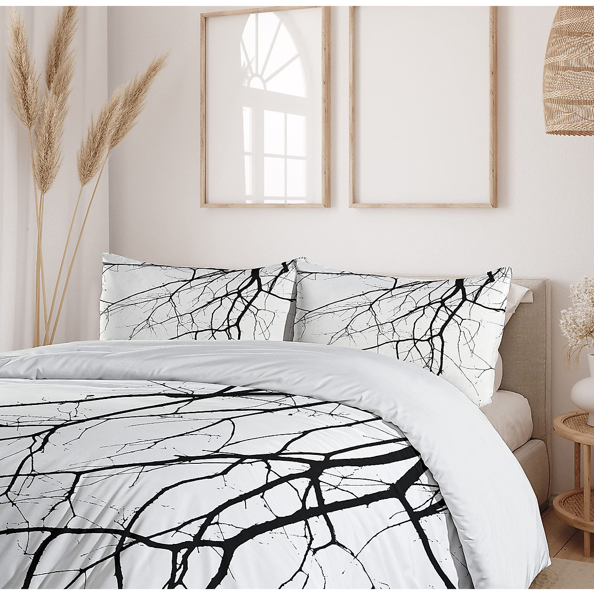Ambesonne Black and White Duvet Cover Set, Macro Leafless Winter Tree Branches Idyllic Twigs of Oak Nature Print, Decorative 3 Piece Bedding Set with 2 Pillow Shams, King Size, Black and White