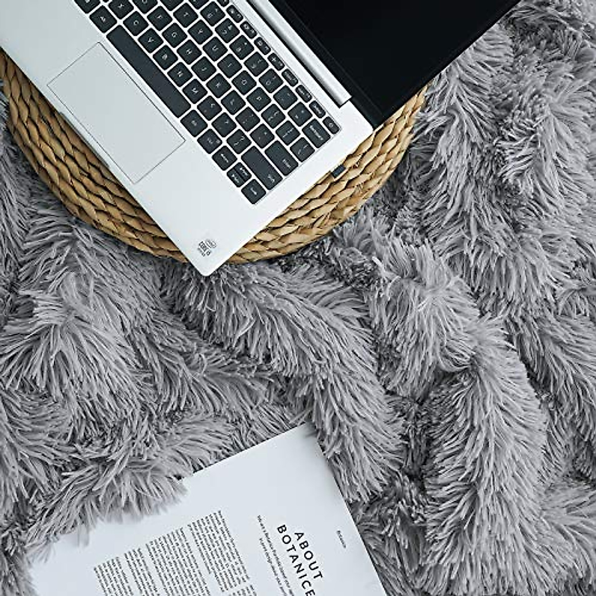 Maxsoft Fluffy Sherpa Blanket for Girls/Boys, 50"x60", Luxury Fuzzy Throw for Sofa, Couch, Bed, Decorative Shag Faux Fur Fleece Blanket for Bedroom(Grey)