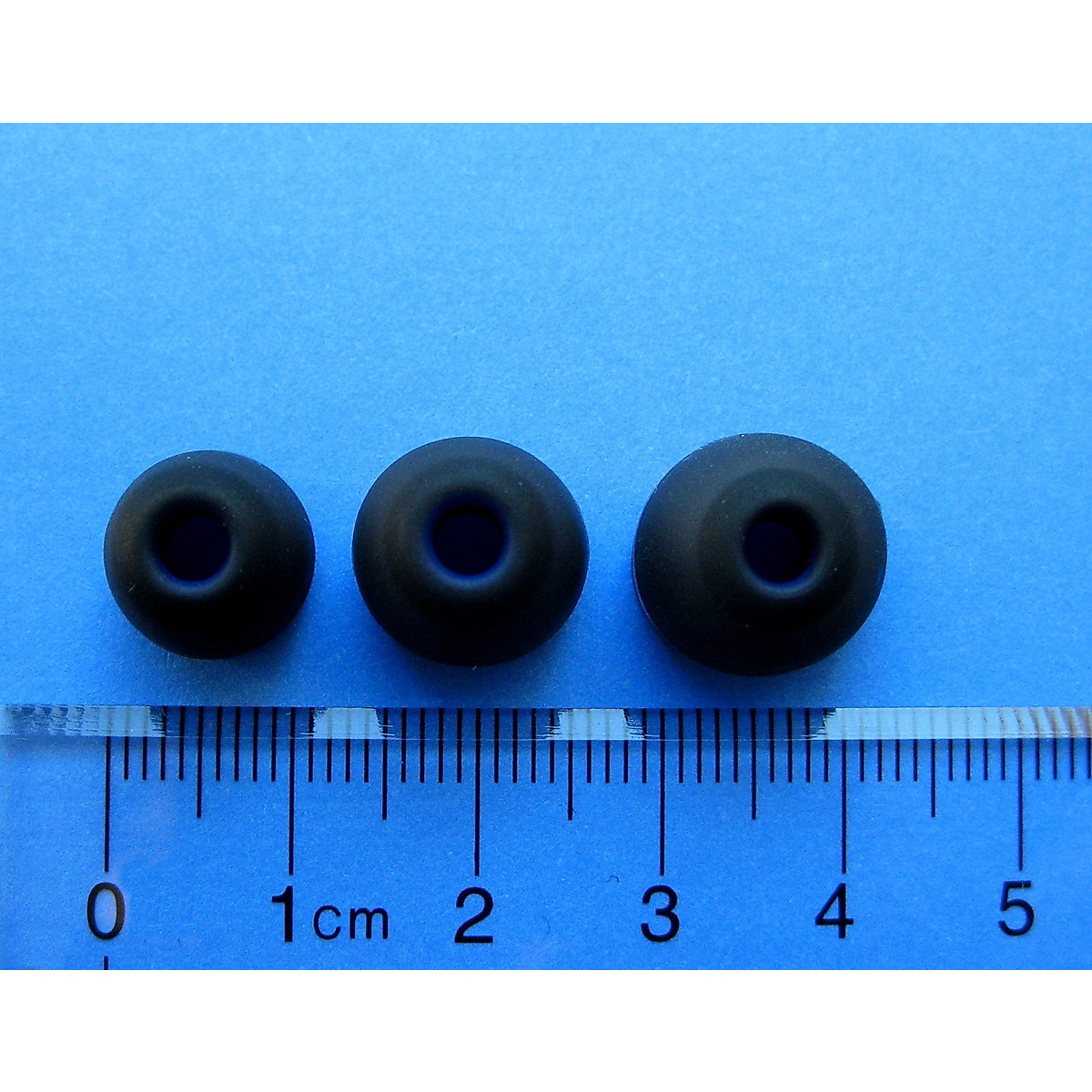 6pcs (B)- S/M/L Replacement Earbuds Eartips Set Compatible with Plantronics Backbeat Go 3 Earphones Headphones