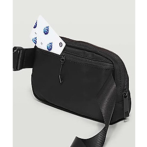 Lululemon Athletica Everywhere Belt Bag 1L (Asphalt Grey)
