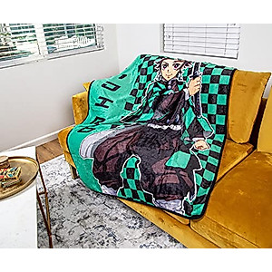 Demon Slayer Tanjiro Kamado Fleece Throw Blanket | 45 x 60 Inches
