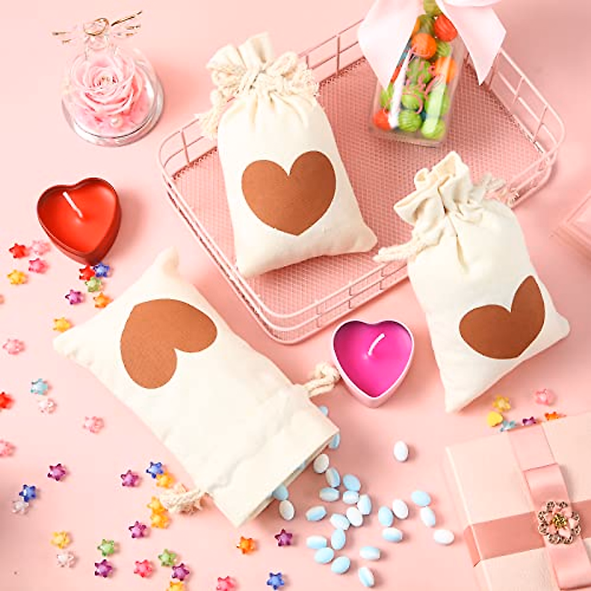 30 Pcs Small Gift Bags Heart Burlap Bags Drawstring Gift Pouch Wedding Favor Bags Candy Jewelry Gift Wrap Bags for Birthday, Wedding, Baby Shower Valentine's Day Party Supplies 4.3 x 7.1 In