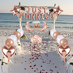 Maigendoo Wedding Balloons Set Just Married Banner Heart Star Moon Foil Mylar Balloon Diamond Balloon Confetti Balloon Latex Balloons Kit for Bridal Shower Wedding Engagement Party Decorations