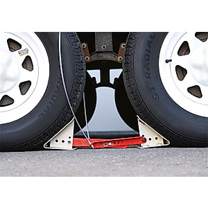 Fastway ONESTEP Wheel Chock for Tandem Axle Trailers and RVs--16 Inches to 24 Inches Long--Qty 1