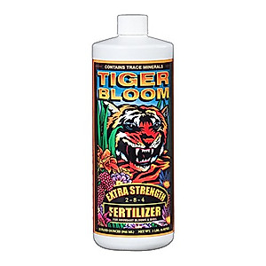 Fox Farm Liquid Nutrient Trio Soil Formula: Big Bloom, Grow Big, Tiger Bloom (Pack of 3-32 oz Bottles) 1 Quart Each + Twin Canaries Chart & Pipette