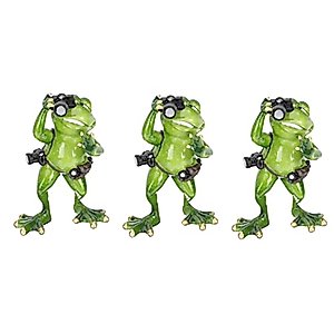 Yardwe 3pcs Statue Yard Pose Gnomes Frogs Desktop Collectible Fairy Bonsai Paparazzi Garden Mascot Table Micro for Spring Home Frog Sculpture Decorative Cowboy Personalized Shelves Shape