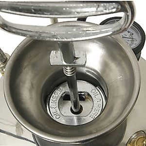 sprayers in lawn and garden with extension wand and metal Stainless Steel handheld pump pump sprayer 1 gallon for home cleaning decks siding