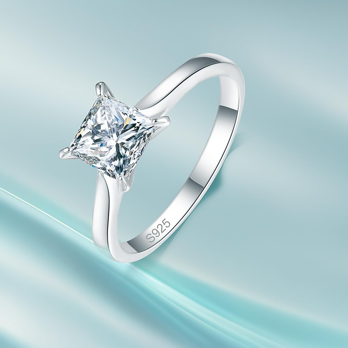 AVECON 1.5 Carat Princess Cut Cubic Zirconia Ring 925 Sterling Silver Solitaire Engagement Wedding Rings for Women SIZE 6.5