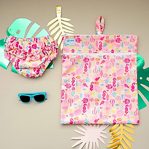 green sprouts i play Wet & Dry Bag | Stores Wet & Dry Items Separately | Use for Swim wear, Diapers, Underwear, Clothes & More