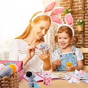 Crochet Kit for Beginners - Cat Crochet Kit with Step-by-Step Video Tutorials, Learn to Crochet Kits for Adults and Kids, 4 PCS Cat with Hat, Toy, Fish Crocheting Set