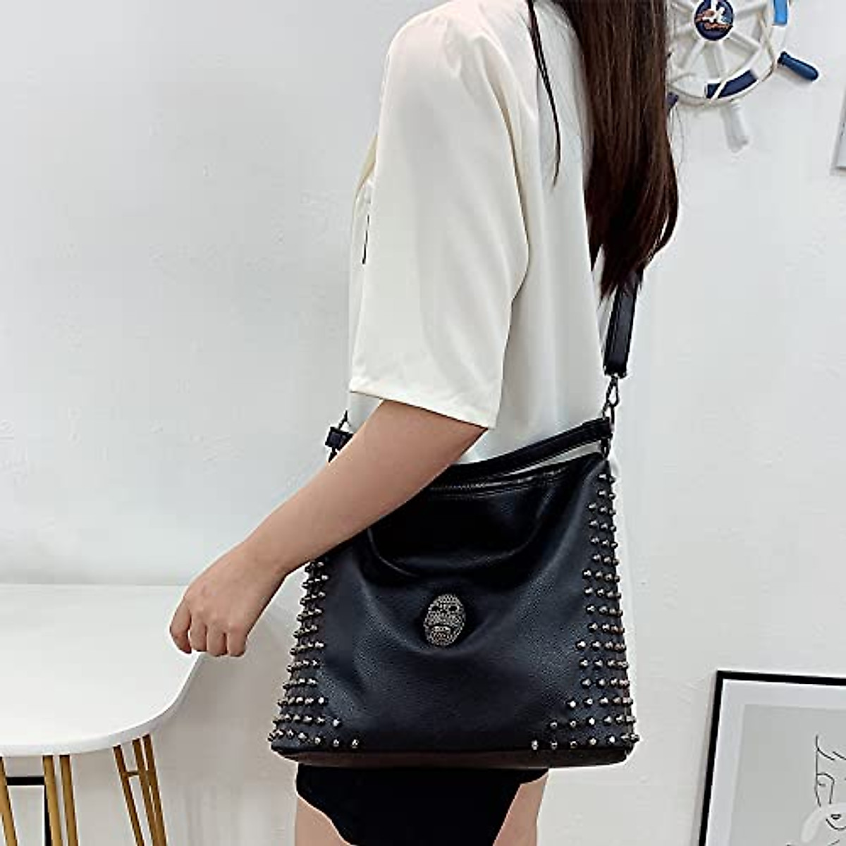Downupdown Women Handbag PU Leather Shoulder Bag Skull Rivet Tote Bag Crossbody Bag with Long Shoulder Strap-Rivet