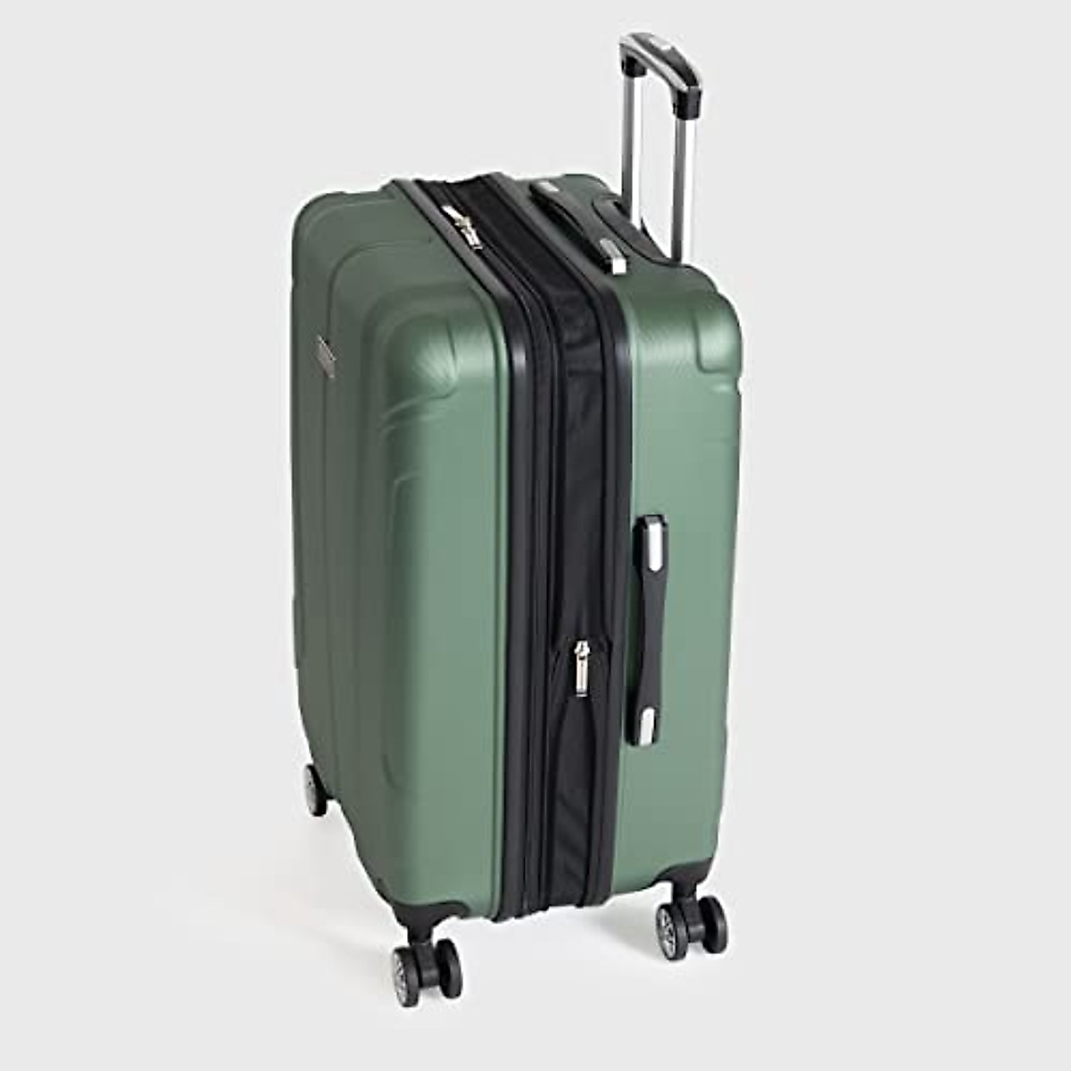 Ben Sherman Derby Spinner Travel Upright Luggage, Cilantro, 20-Inch Carry On