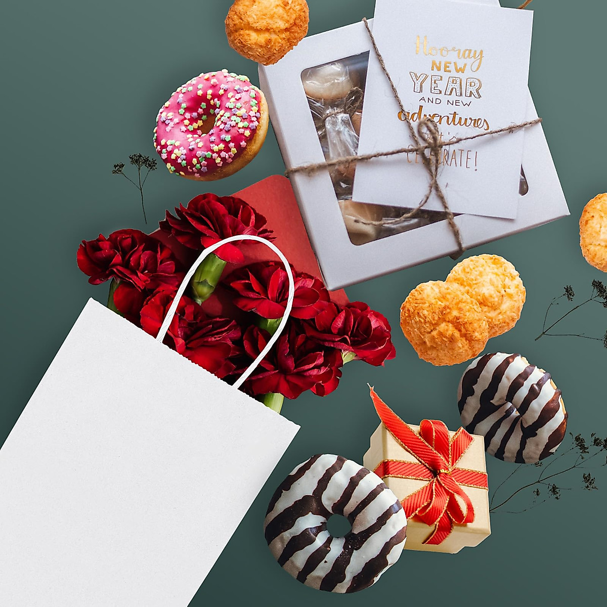 METRONIC Paper Gift Bags 5.25x3.75x8 50Pcs, White Paper Bags with Handles, Kraft Paper Bags for Small Business, Heavy Duty Bulk Paper Bags for Birthday Party Favors, Shopping, Retail, Merchandise