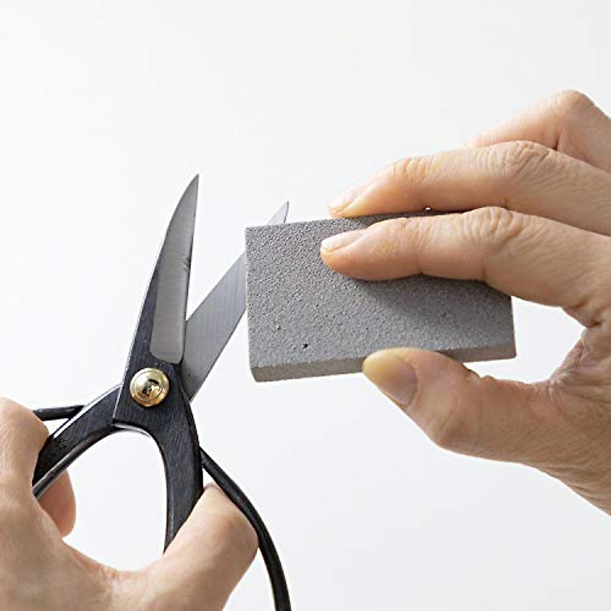 Wazakura Japanese Sap Rust Eraser for Blades, Garden Scissors, Bonsai Tools, Floral Hasami Shears, Made in Japan - Sap Eraser