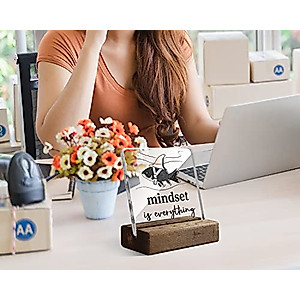 Mindset is Everything Inspirational Desk Decor, Motivational Black Decorative Signs with Wooden Base, Gifts for Student Coworkers Friends, Positive Quotes Sign for Home Office